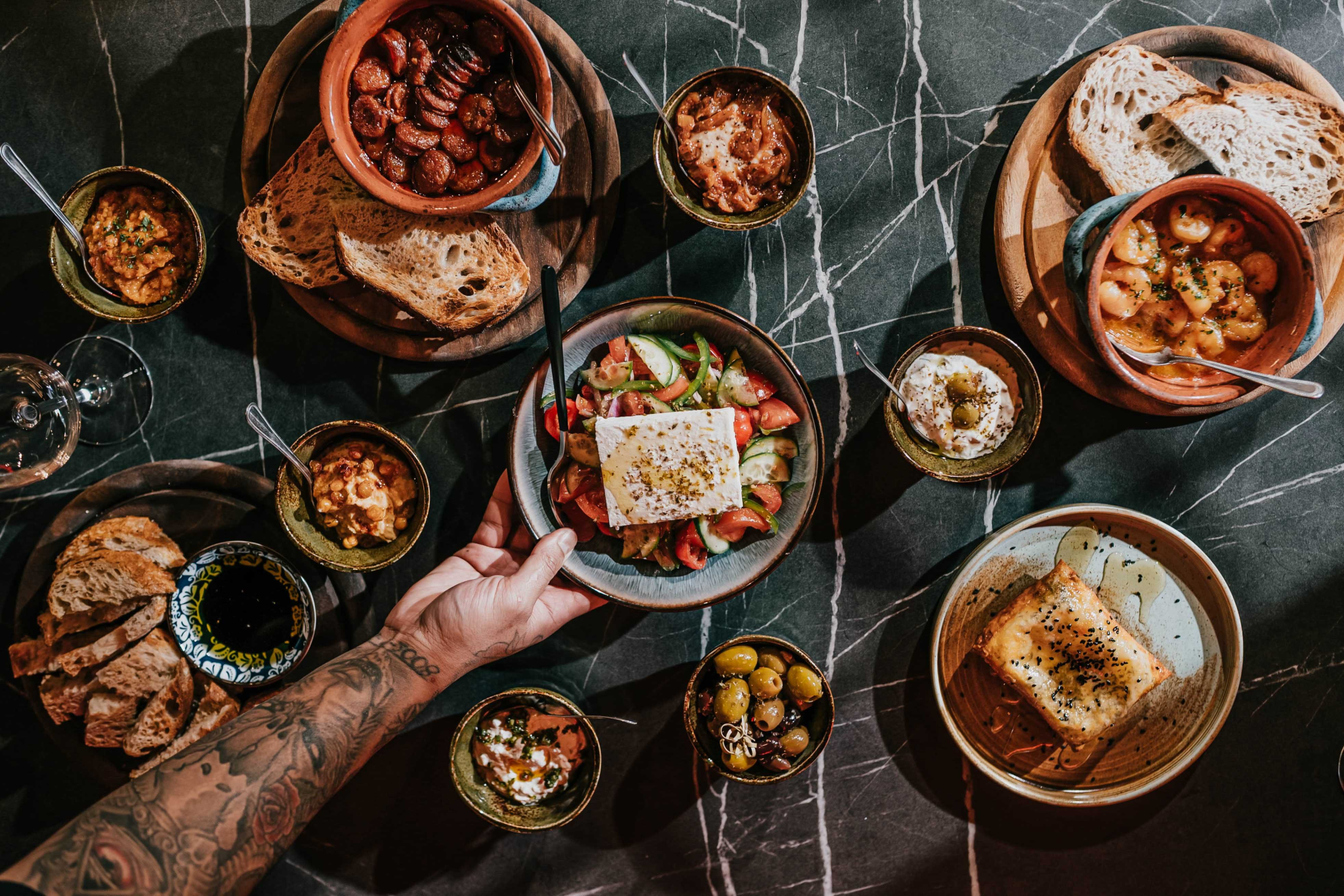 10 Awesome Foods to Try on the Isle of Wight (IOW) - Travels Bird